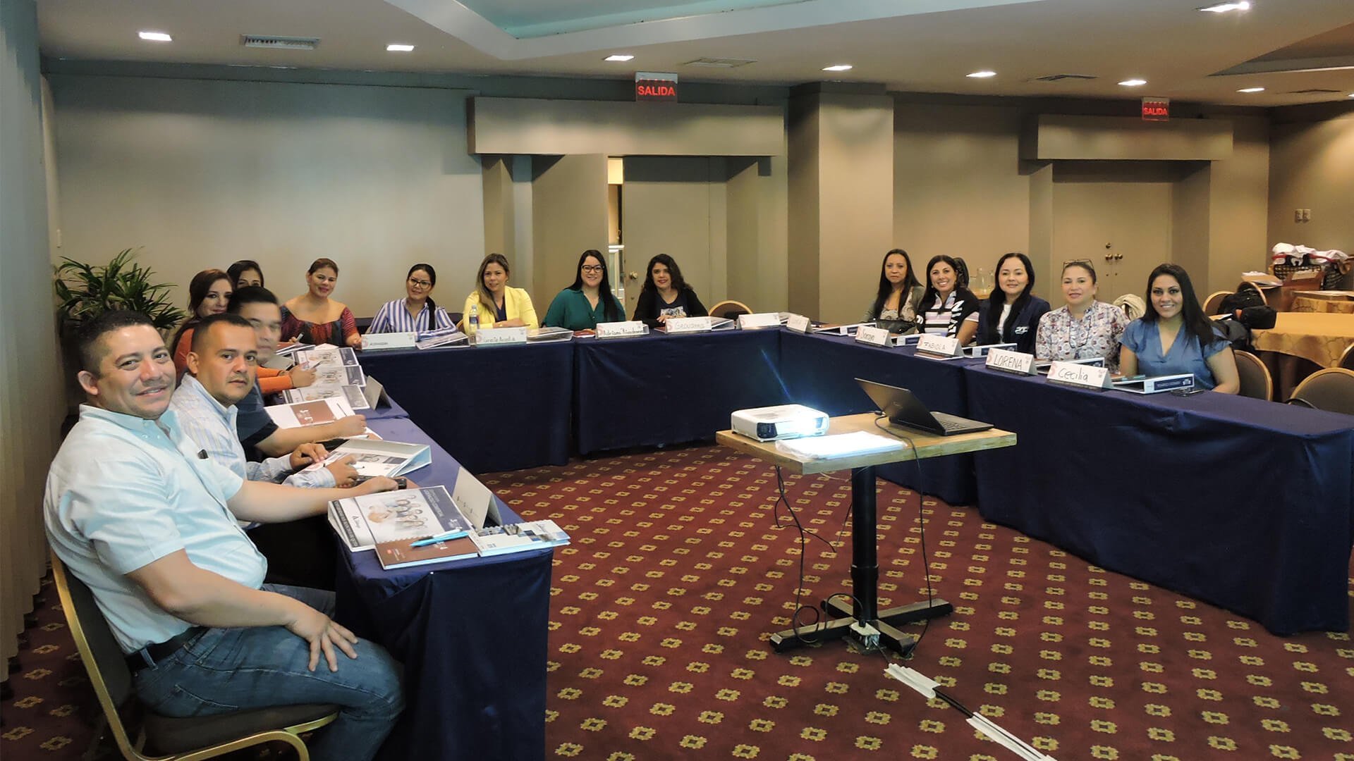 Leterago - Escuela de Empresas